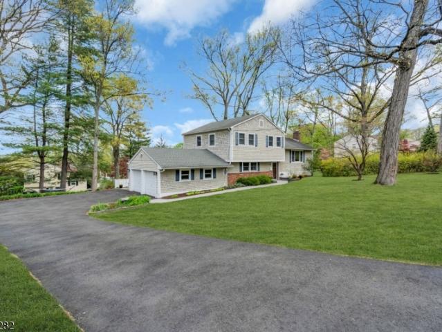 51 Chestnut St