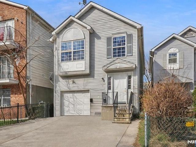 51 Demarest St, Newark, NJ 07112