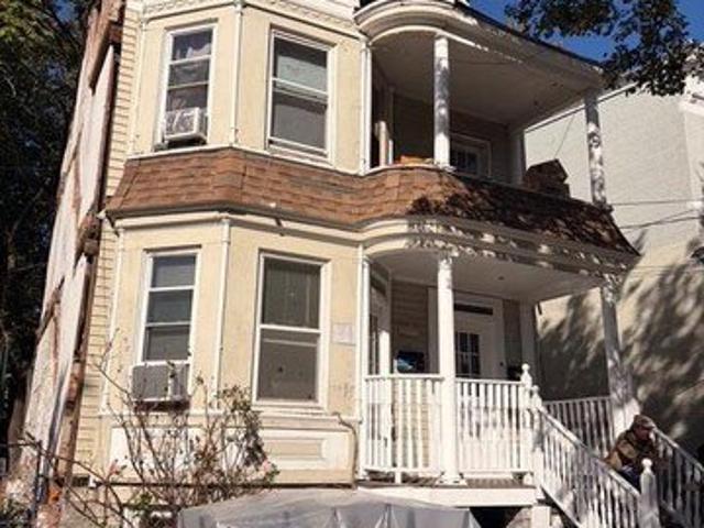 51 Dubois St, Newburgh, NY 12550