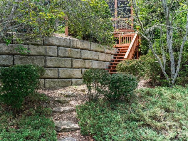 51 Duya Court