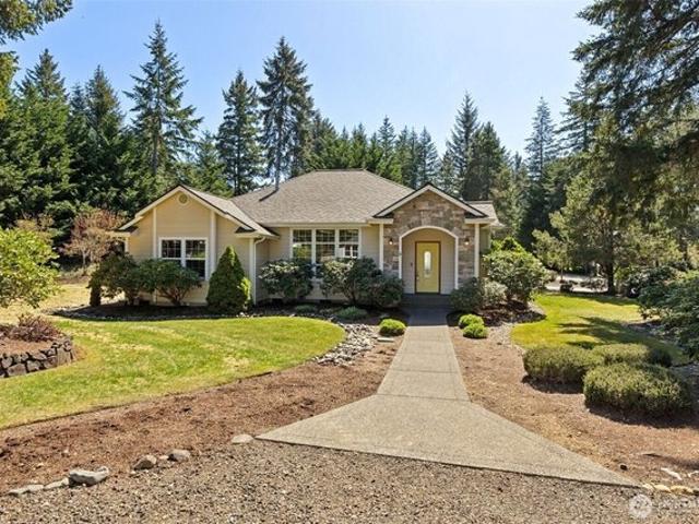 51 E Vine Maple Ln, Union, WA 98592