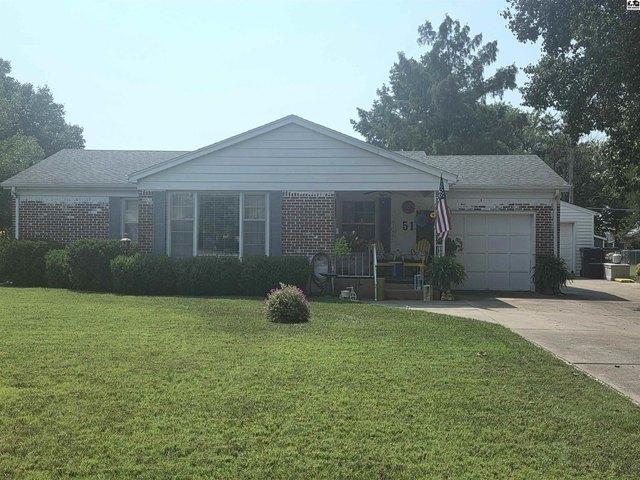 51 E 27th Ave, Hutchinson, KS 67502