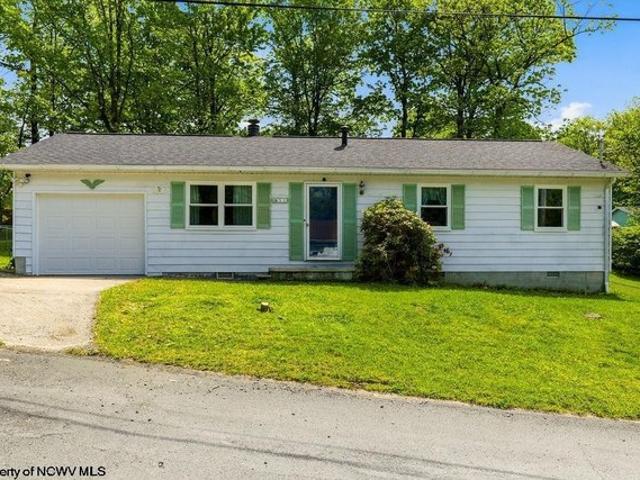 51 England Rd, Morgantown, WV 26508