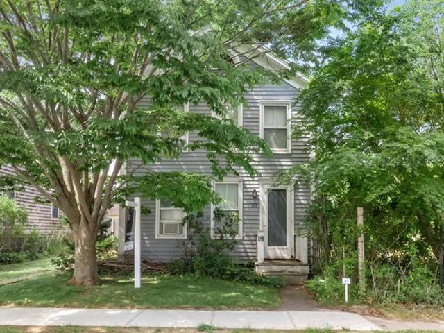 51 Garden St, Sag Harbor, NY 11963