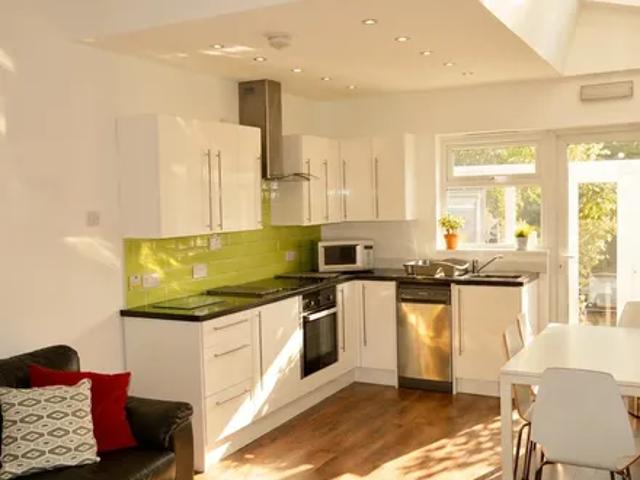 51 Gleave Road, Metchley, B29 6JW, United Kingdom | 5 bed house for rent #162170760 | Rentberry