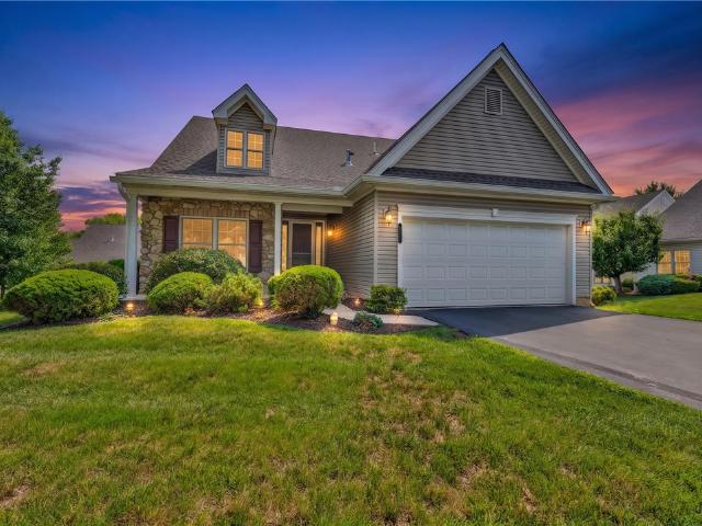 51 Glenmoor Circle N