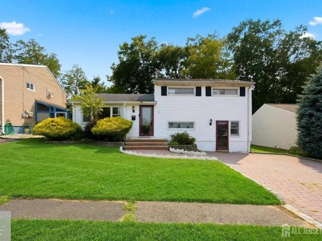 51 Haven Ter, Sayreville, NJ 08859