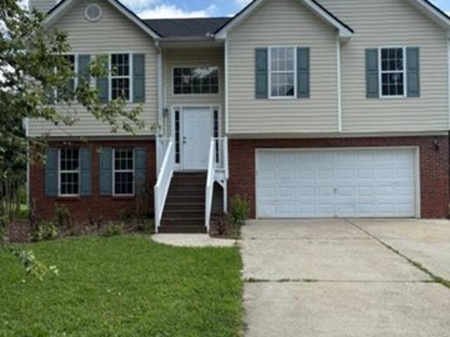 51 Hillcrest Dr, Hiram, GA 30141
