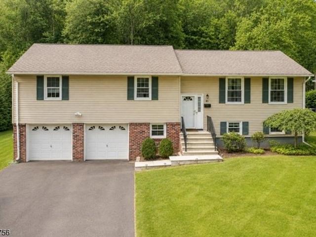 51 Hilltop Ave, Berkeley Heights Twp, NJ 07922
