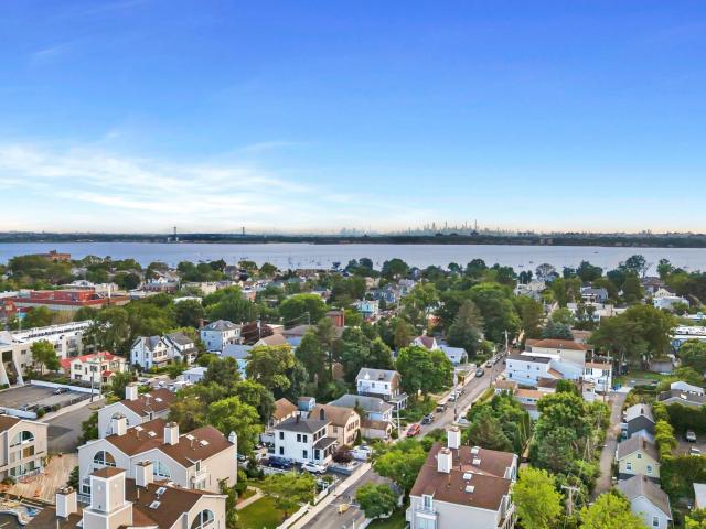 51 Island Point