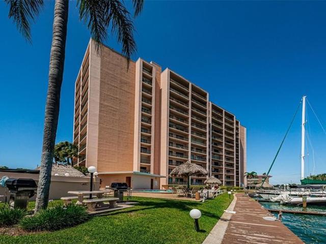 51 Island Way Apt 306, Clearwater Beach, FL 33767