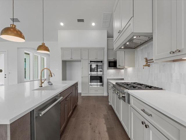 51 James Estates Drive