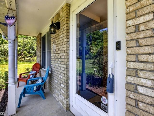 51 Liberty Ln