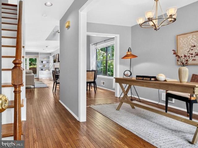 51 Manor Dr