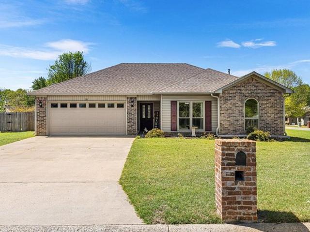 51 Magnolia Dr, Cabot, AR 72023