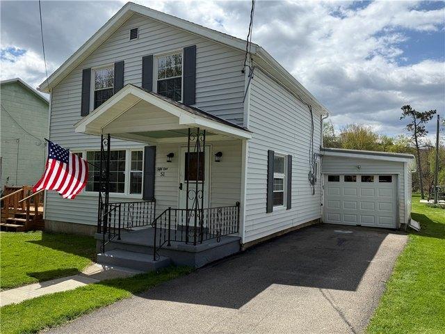51 Mechanic St, Angelica, NY 14709