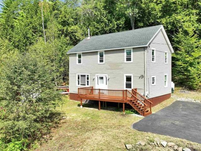 51 Megan Ln, Hillsborough, NH 03244
