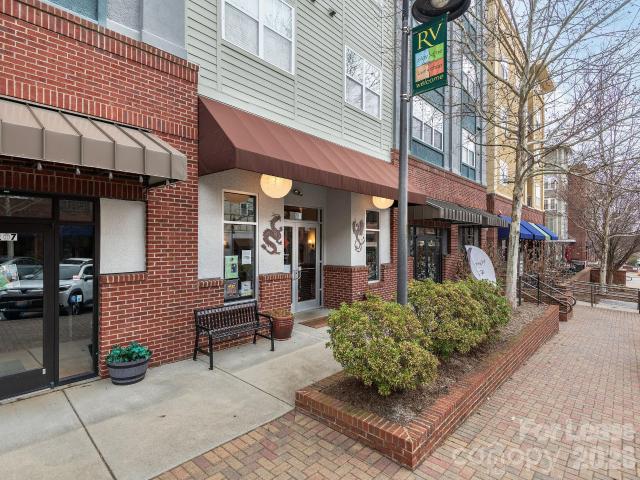 51 N Merrimon Avenue # 111