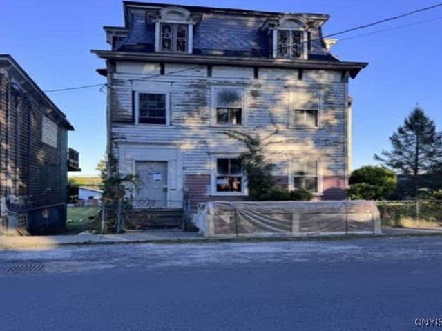 51 N Franklin St, Athens, NY 12015