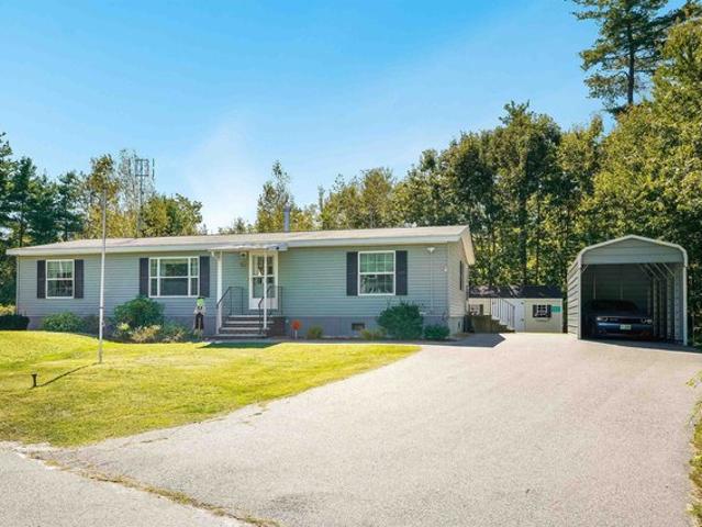 51 Nelson St, Salem, NH 03079
