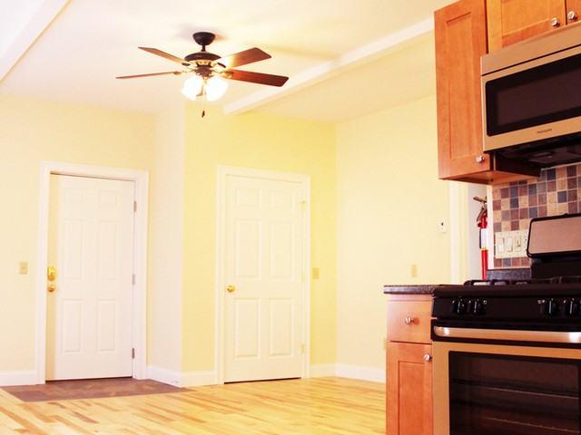 51 North Champlain St 2 Bedroom Apartment for Rent at 51 N Champlain St, Burlington, VT 05401 Old North End