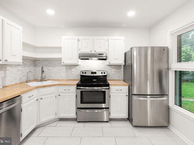 51 Oak Crest Court