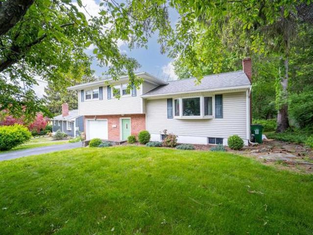 51 Phillips St, Beacon, NY 12508