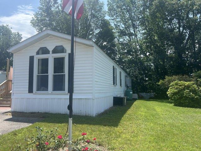 51 Pine Hill M H Park, Berwick, ME 03901