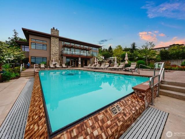 51 Pine St Apt 202, Edmonds, WA 98020