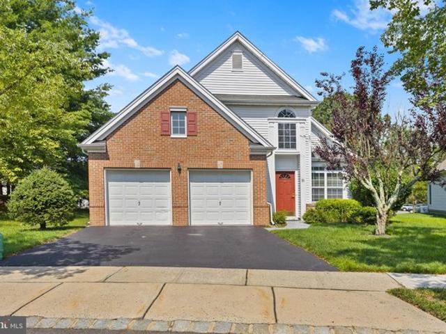 51 Pinflower Ln, Princeton Junction, NJ 08550