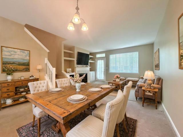 51 S Oakhurst Drive