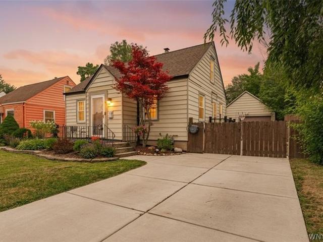 51 Sanders Rd, Buffalo, NY 14216