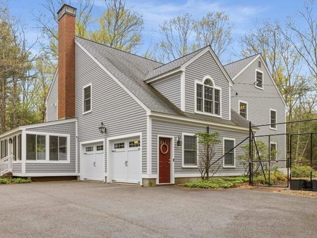 51 Sandy Brook Dr, Durham, NH 03824