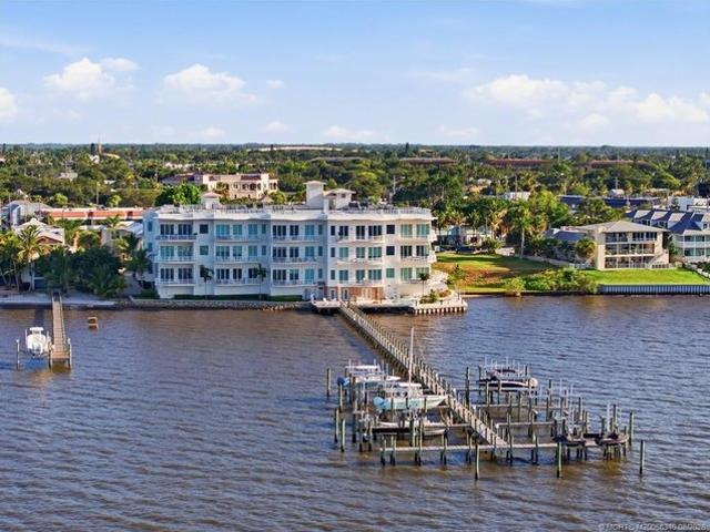51 SE Seminole St Unit 205, Stuart, FL 34994