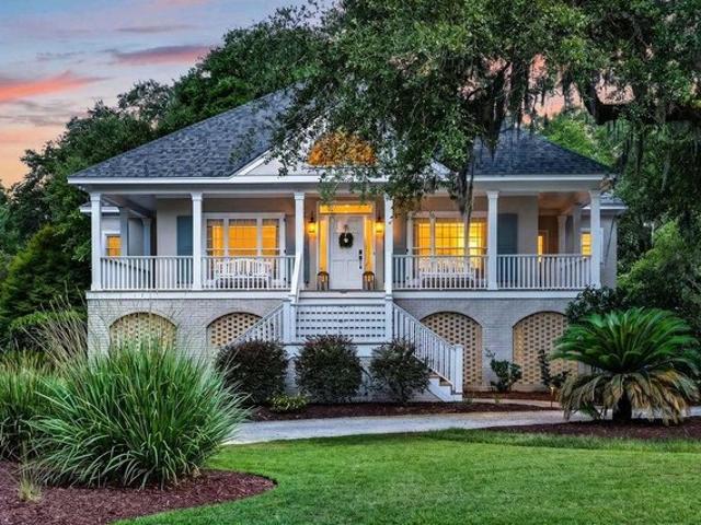 51 Shearwater Ct, Georgetown, SC 29440