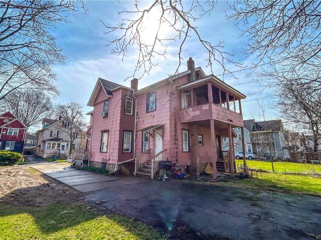 51 Sherwood Avenue