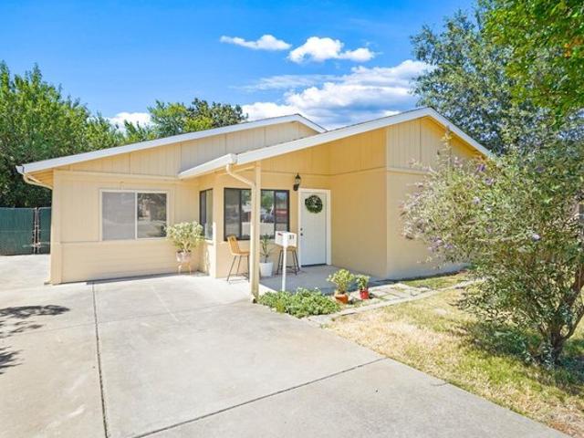 51 Solano Dr, Dixon, CA 95620