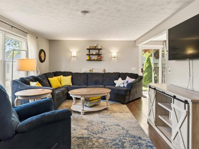 51 Springwood Drive