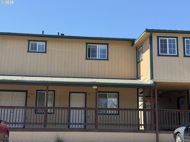 51 SW Brantley Dr, Winston, OR 97496