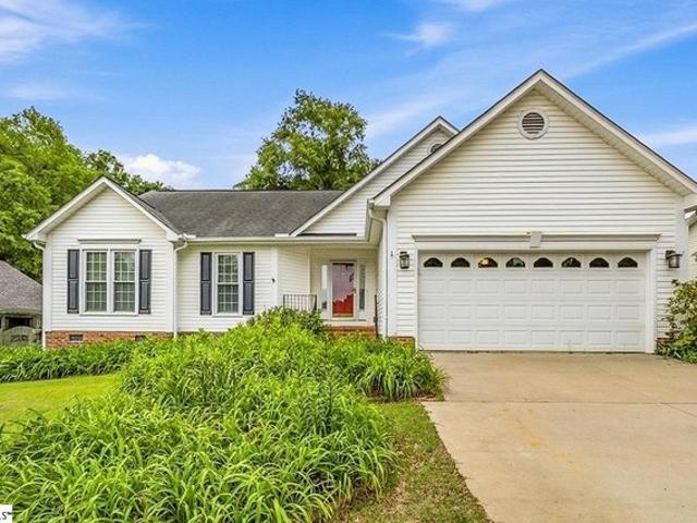 51 Staffordshire Way, Simpsonville, SC 29681