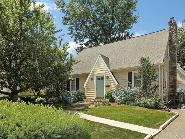 51 Stratford Rd, Scarsdale, NY 10583
