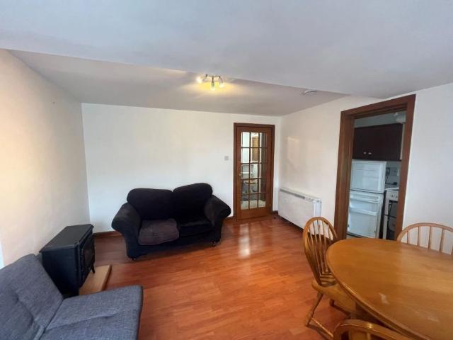 51D Castle Street, Top Floor Right, Aberdeen AB11 5BB