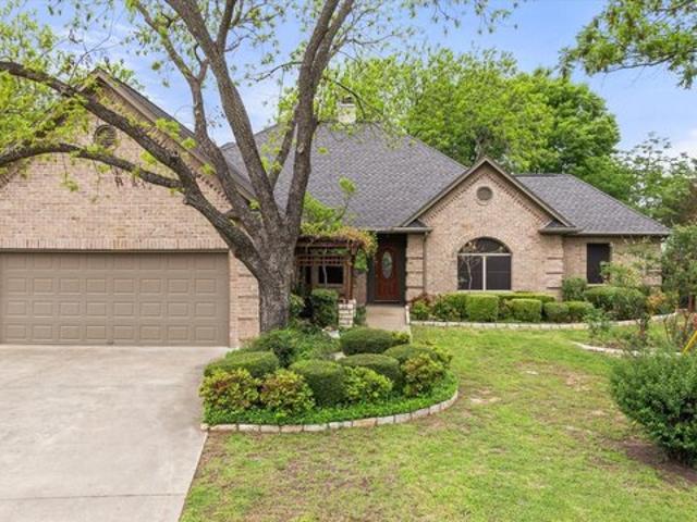 5204 Nueces Ct, Granbury, TX 76049
