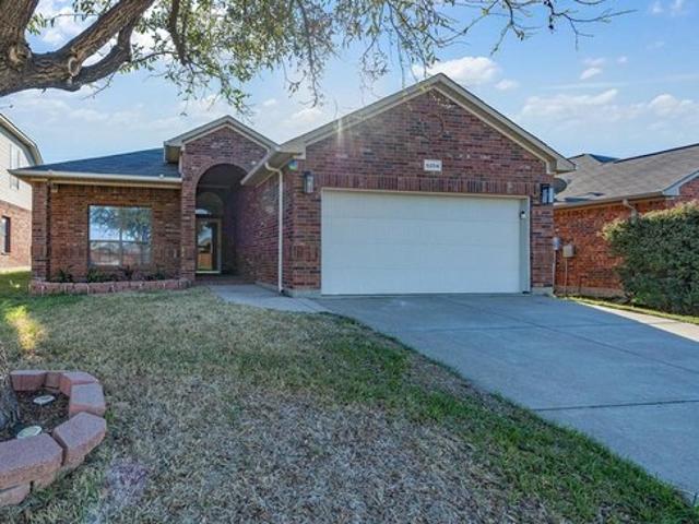 5204 Grayson Ridge Dr, Fort Worth, TX 76179