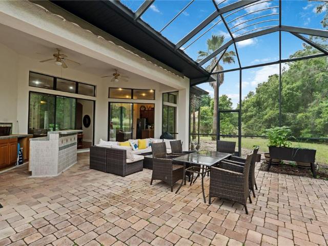 5204 Greens Dr, Lady Lake, FL 32159 | MLS #G5110