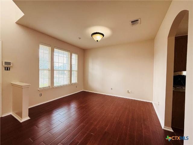 5204 Lions Gate Ln, Killeen, TX 76549 | MLS #609265 | Compass