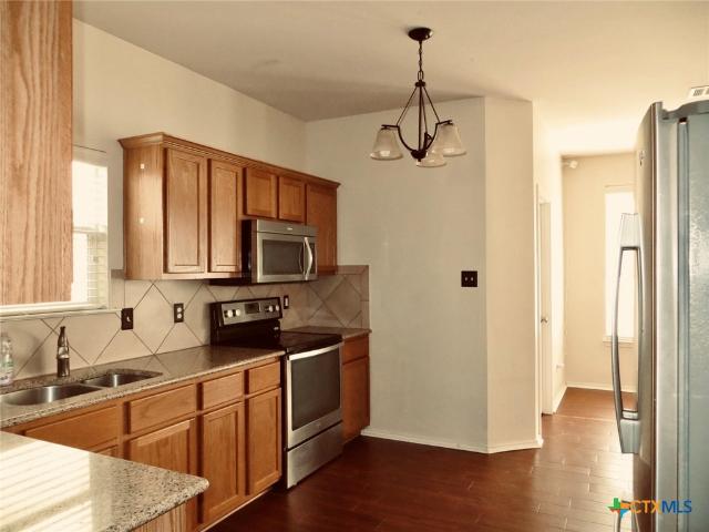 5204 Lions Gate Lane