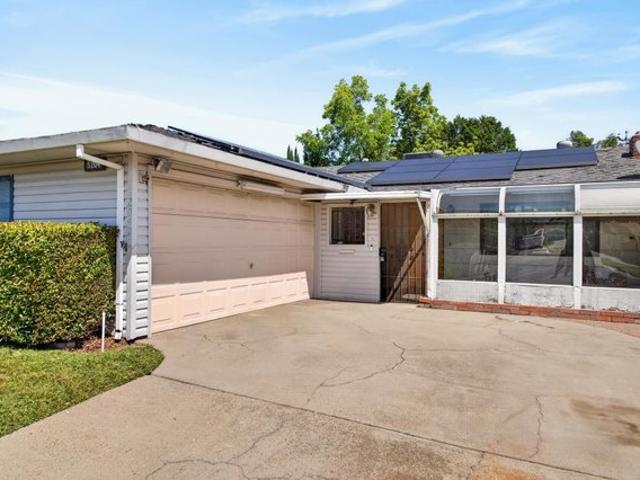 5204 Schuyler Dr, Carmichael, CA 95608