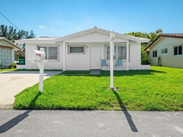 5205 NW 28th Ave, Tamarac, FL 33309