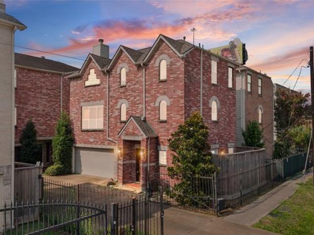 5205 Cornish St, Houston, TX 77007